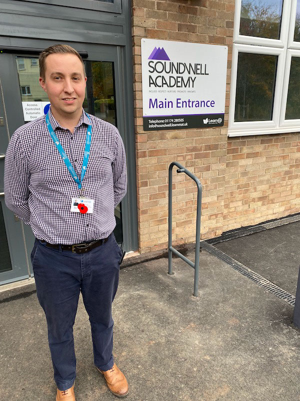 Praise for school with 'lots of smiles' - Kingswood Voice