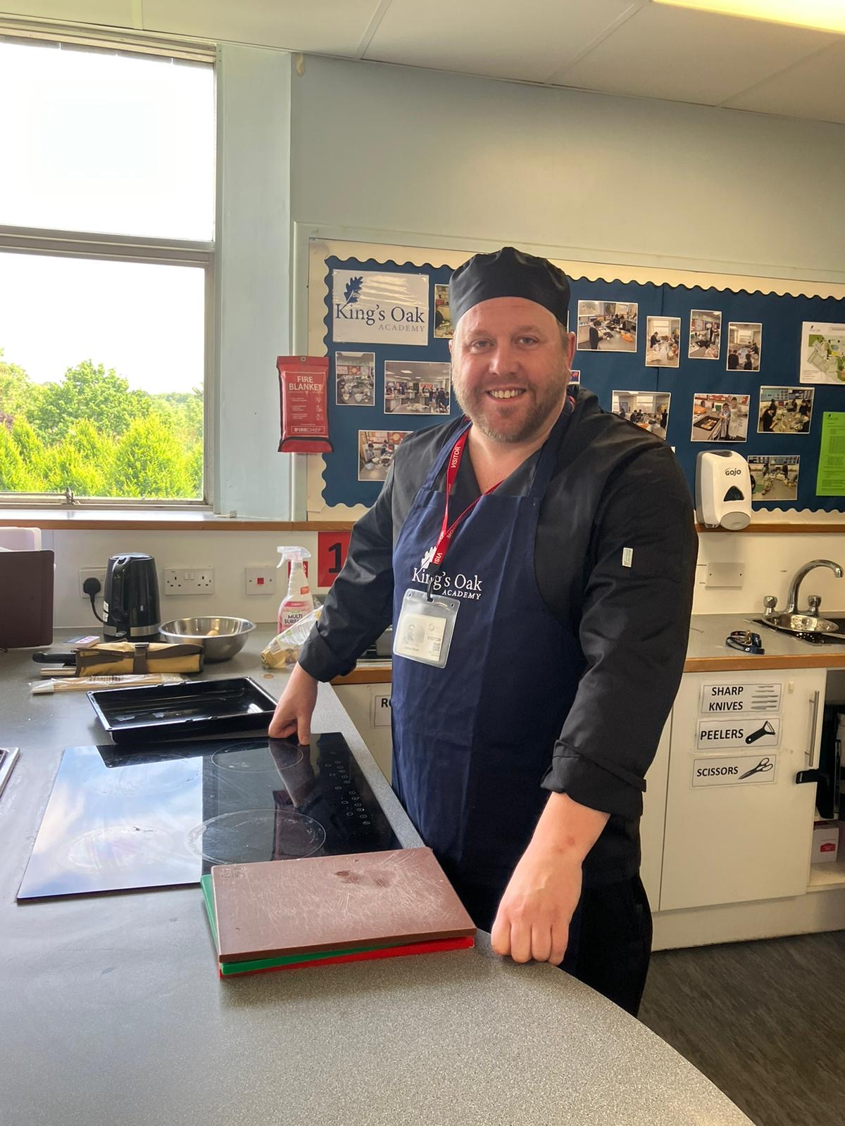 Chef shares kitchen secrets - Kingswood Voice